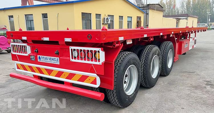 Remolque de plataforma plana de tres ejes de 40 pies a la venta en Jamaica