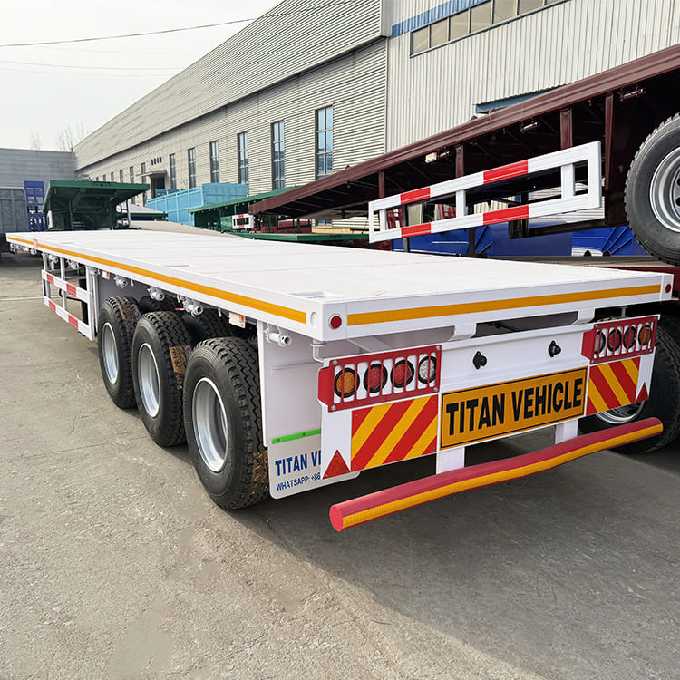 Nuevo remolque de plataforma de 40 pies y tres ejes a la venta en Guyana